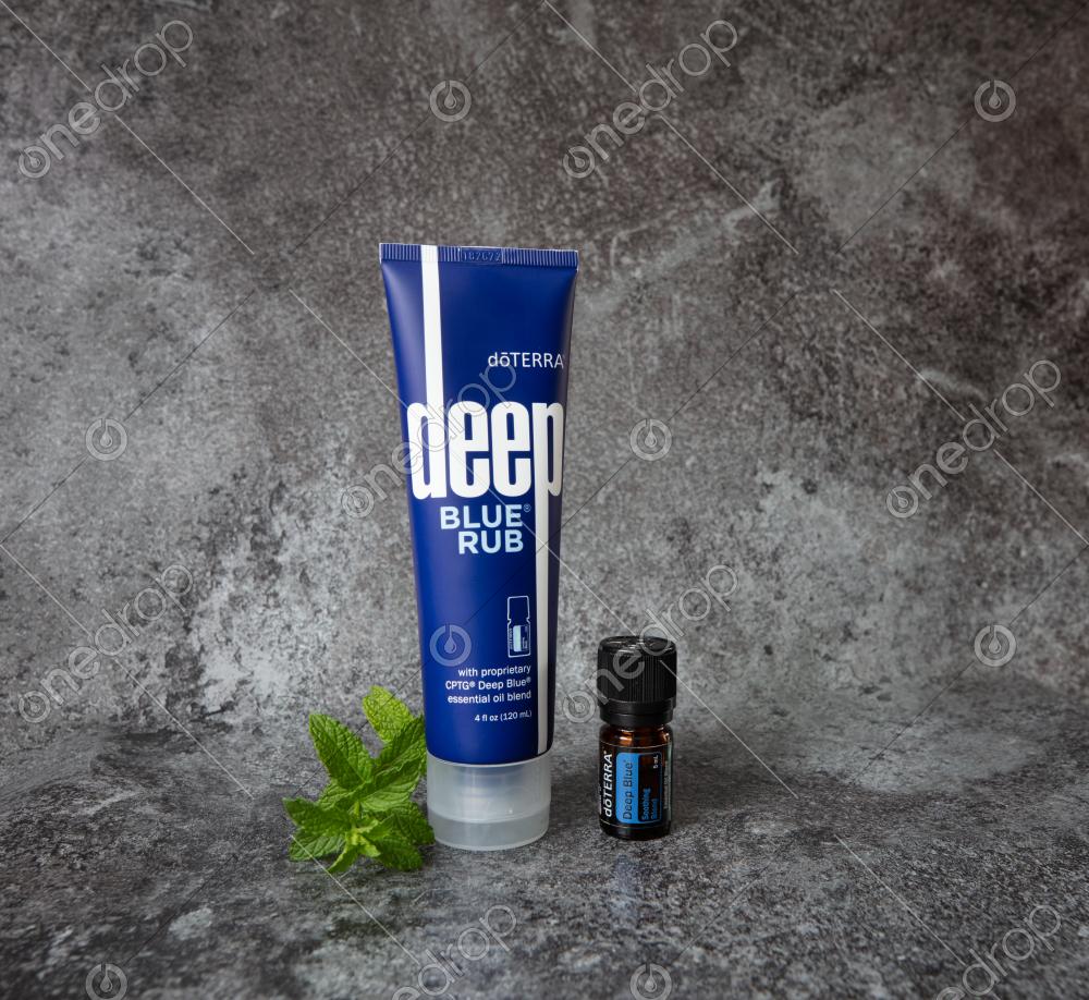 dōTERRA Deep Blue® Rub + Deep Blue® Oil 5ml Oil by Jocelyne Geprägs